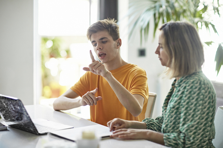 What is a Sign Language Interpreter? | VocoVision